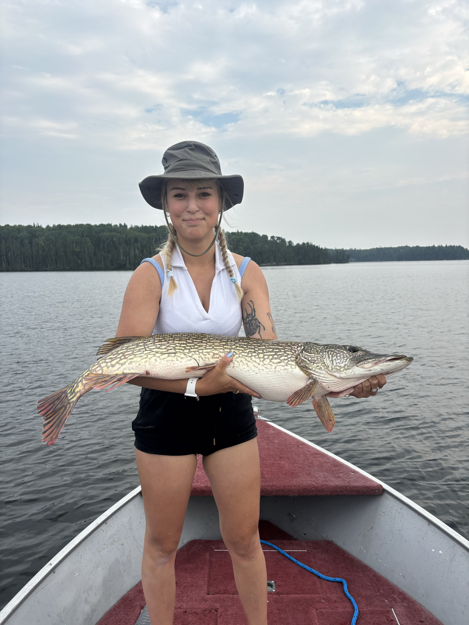 Master Angler Eve Capri | Master Angler Manitoba